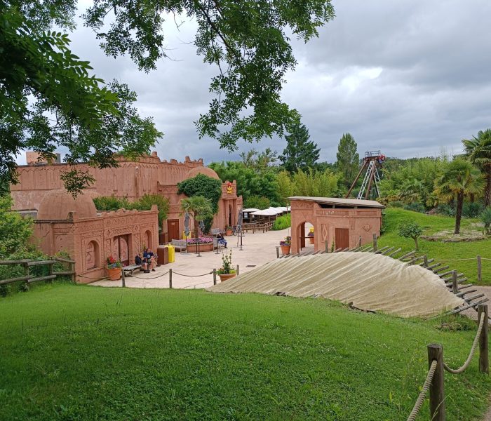 Le Pal , amusement park and zoo in France